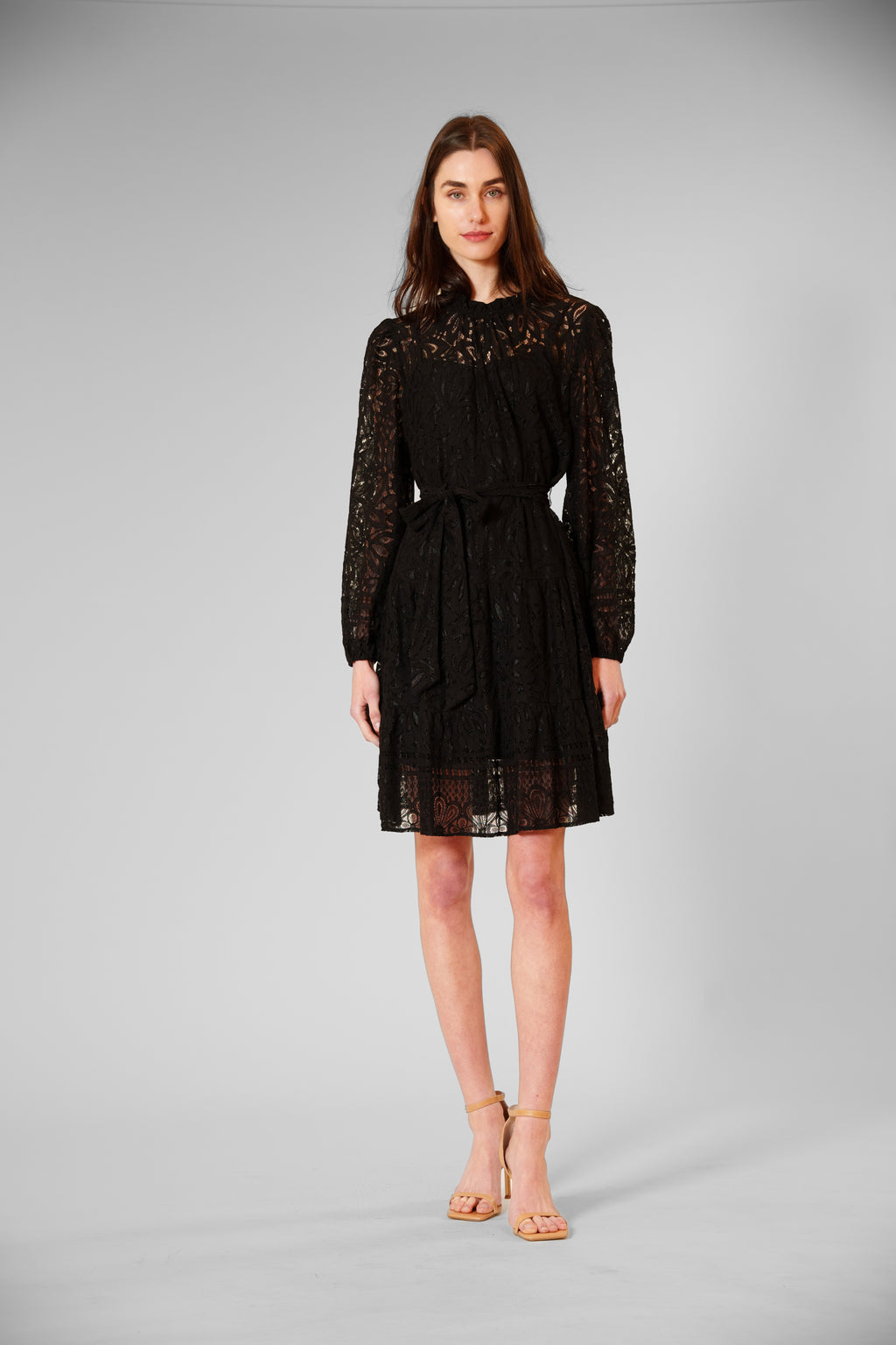 LACE SHORT DRESS W LONG SLVS & SELF SASH – JULIA JORDAN